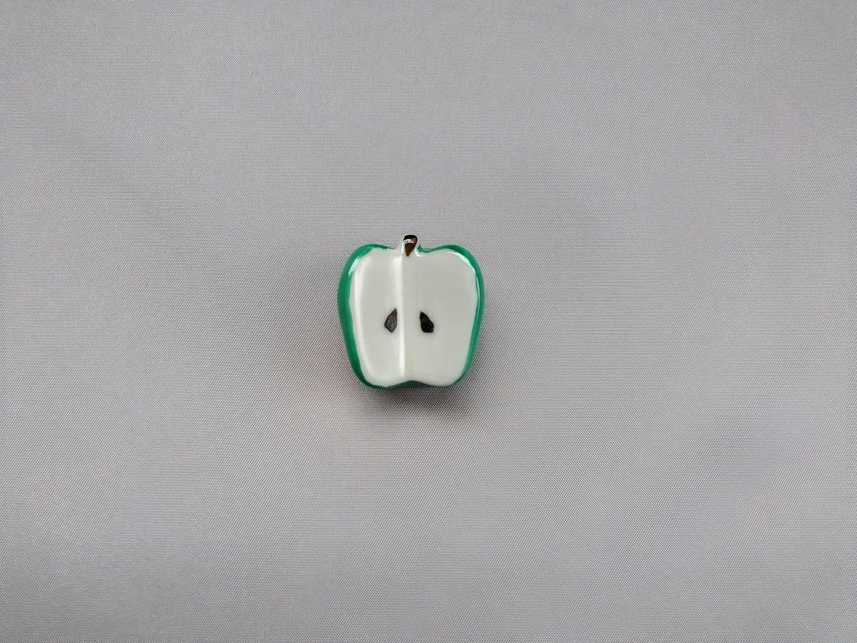 Nishiki Apple Chopstick Rest Green - Crafted By Koyo Kiln